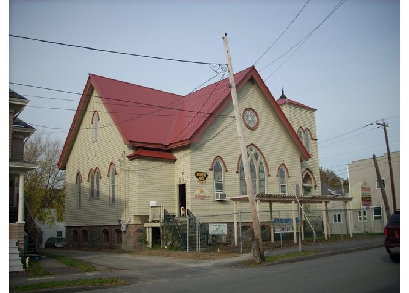 6,000+/- SF Multi-Use Building