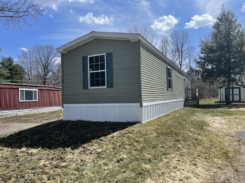 2015 2BR Commodore Mobile Home on Leased Lot